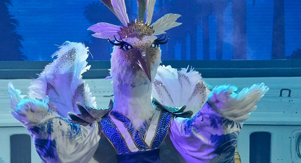 Who Is Crane on ‘The Masked Singer’? This Wild Card Is Giving Pure ’90s ...